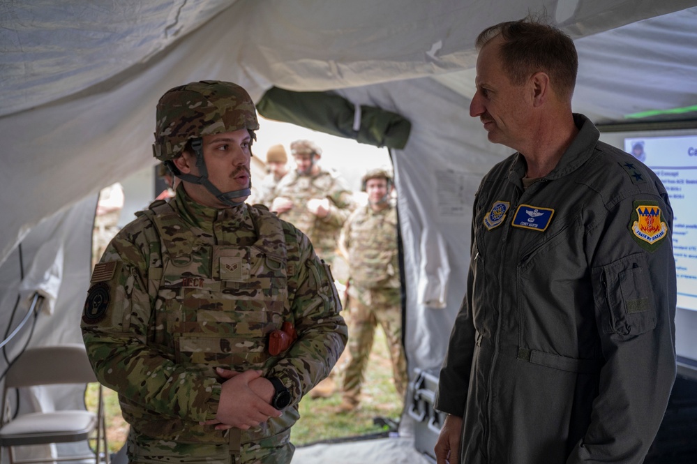 DVIDS - Images - 18th AF commander visits Dyess [Image 5 of 5]