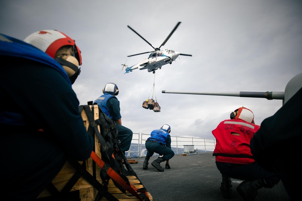 DVIDS - Images - Bunker Hill VERTREP with Washington Chambers [Image 7 ...