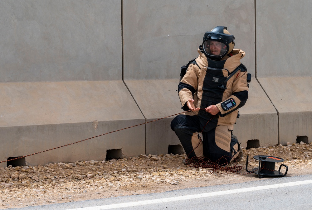 DVIDS - Images - PSAB EOD and MWD conduct joint exercise [Image 15 of 25]