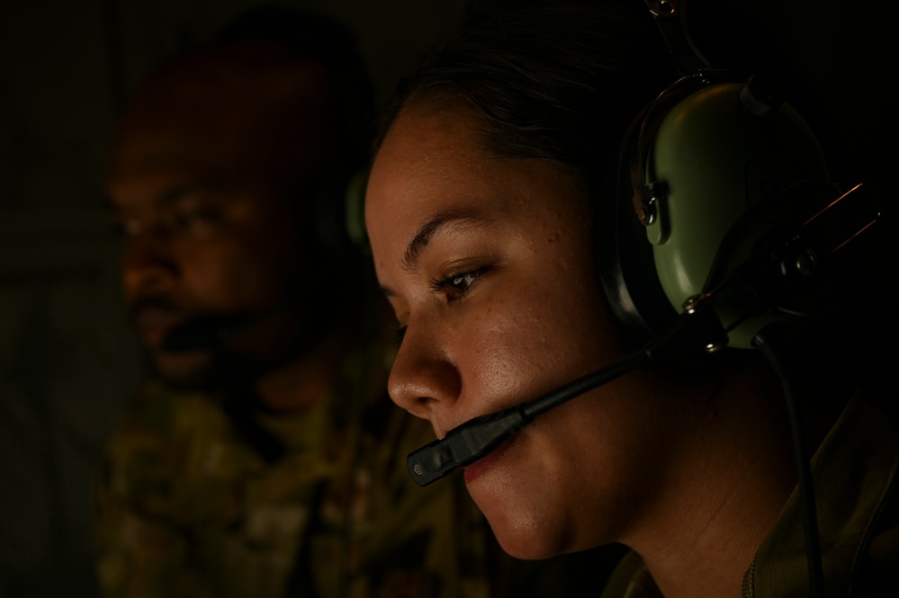 DVIDS - Images - 908th EARS trains with Royal Omani Air Force [Image 2 ...