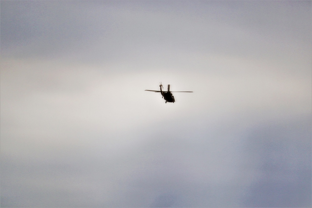 DVIDS - Images - Wisconsin National Guard UH-60 Black Hawk crew ...