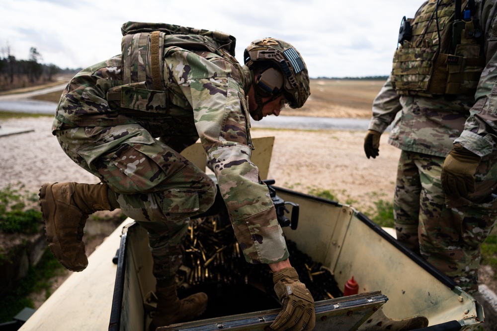 DVIDS - Images - 820 BDG heavy weapons training [Image 8 of 19]