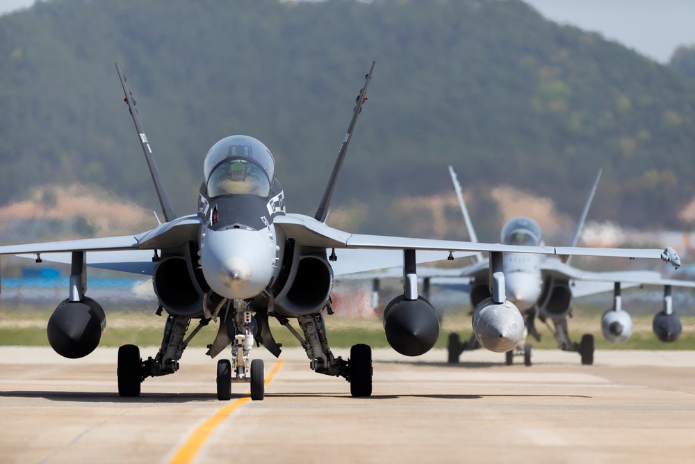 DVIDS - Images - MAG-12 Marines Conduct Flight Operations during KFT 23 ...