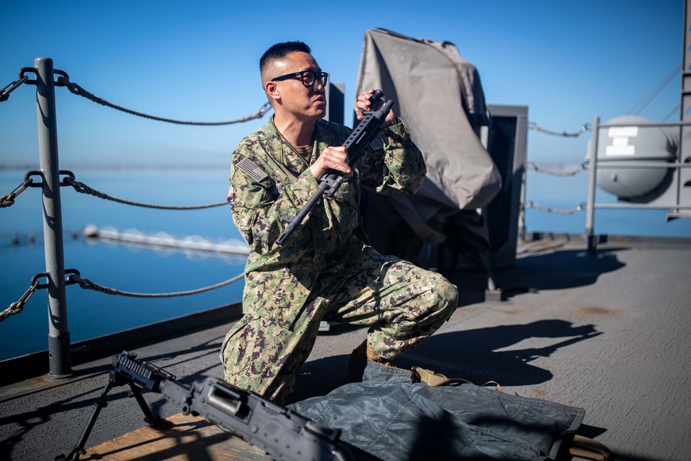 DVIDS - Images - USS Tripoli Sailors Conduct Weapons Familiarization Training [Image 2 of 8]
