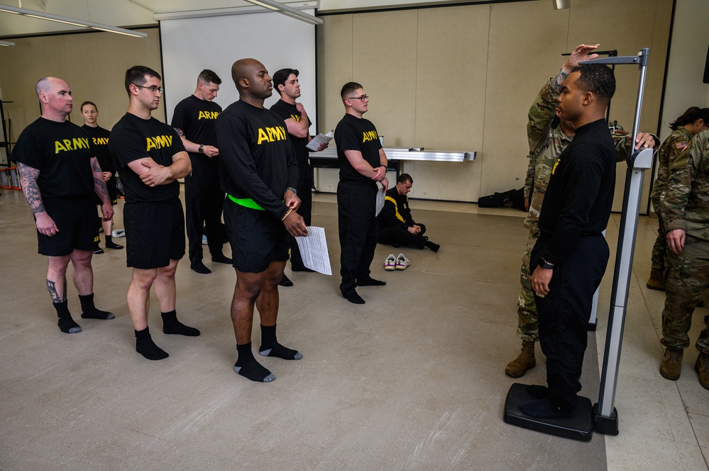 DVIDS - Images - NJNG Best Warrior In Processing [Image 4 of 6]