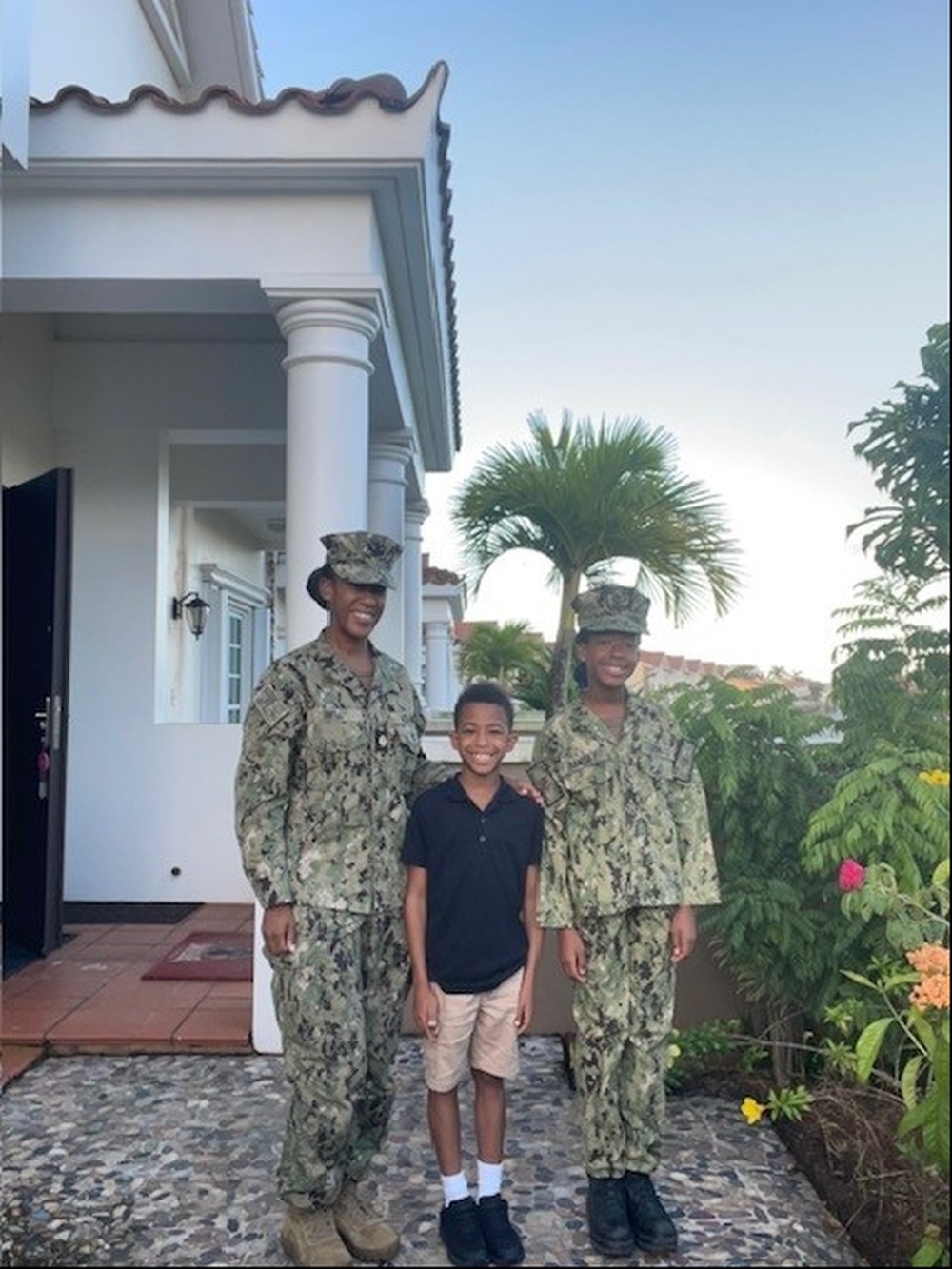DVIDS - Images - US Navy Lieutenant Commander Maya Bell and kids [Image ...