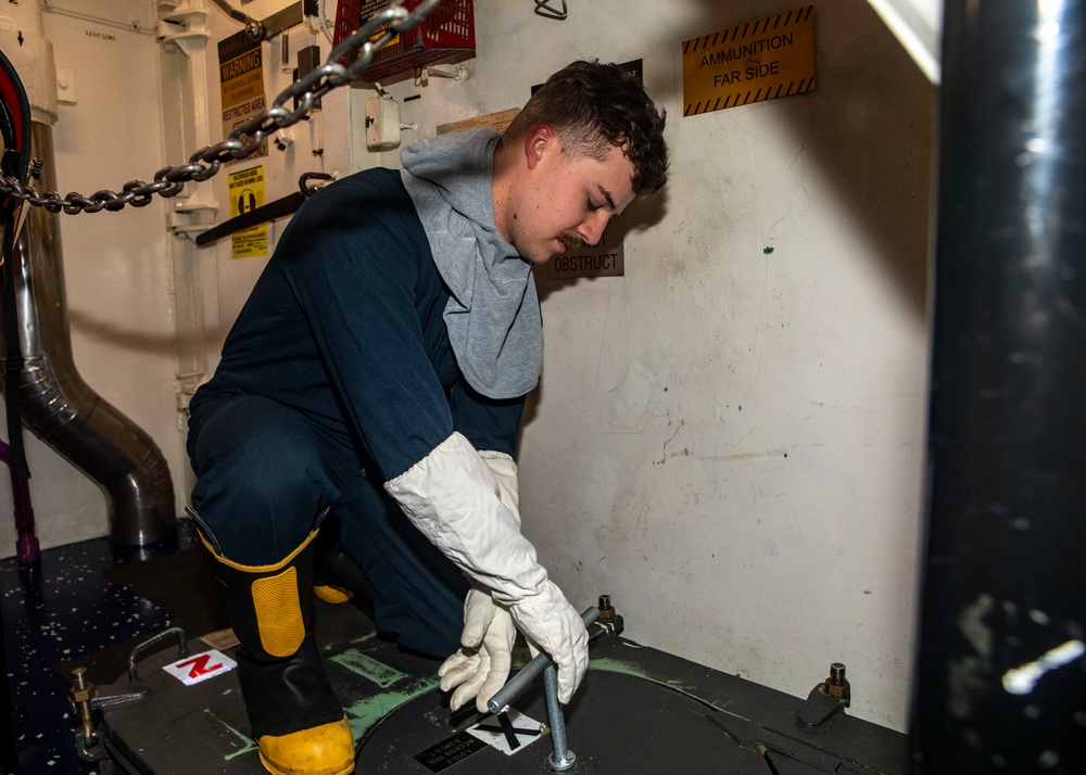 DVIDS - Images - Sailors Conduct Damage Control Drill Aboard USS John ...