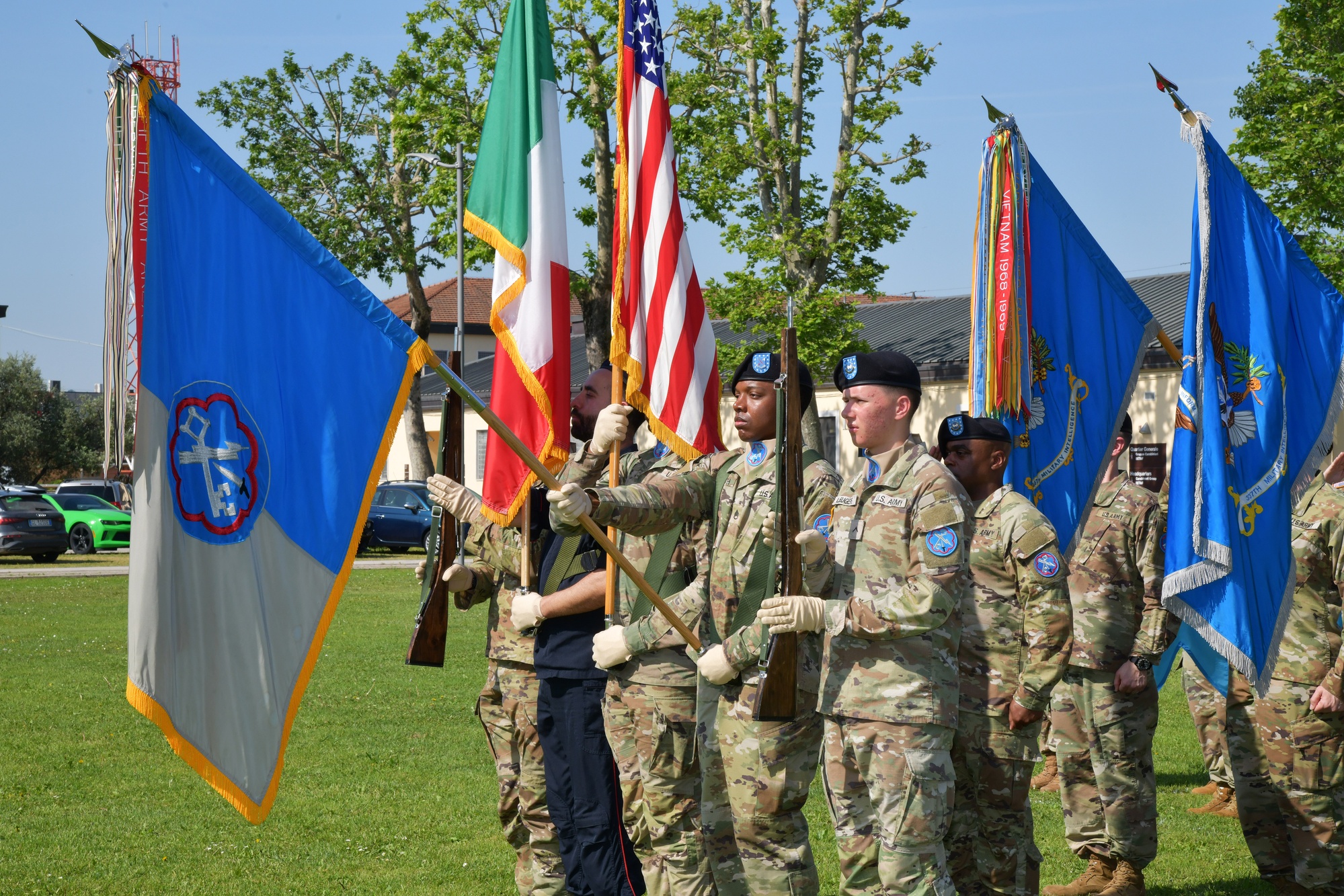 Ejercito Edilmoderna Vicenza Americans And Italians Build Rapport