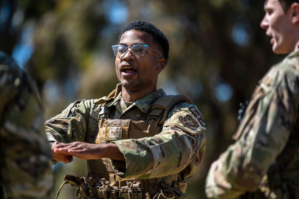 DVIDS - Images - National Police Week Warrior Challenge [Image 1 of 7]