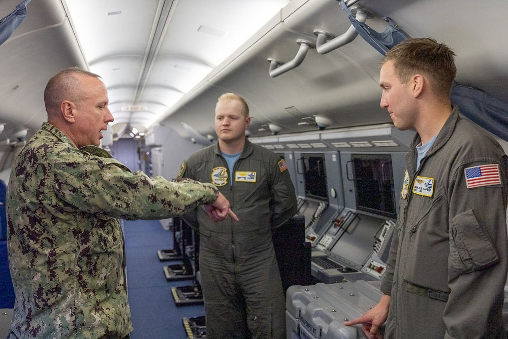 DVIDS - Images - FORCM Haka Visits NASWI [Image 4 of 7]