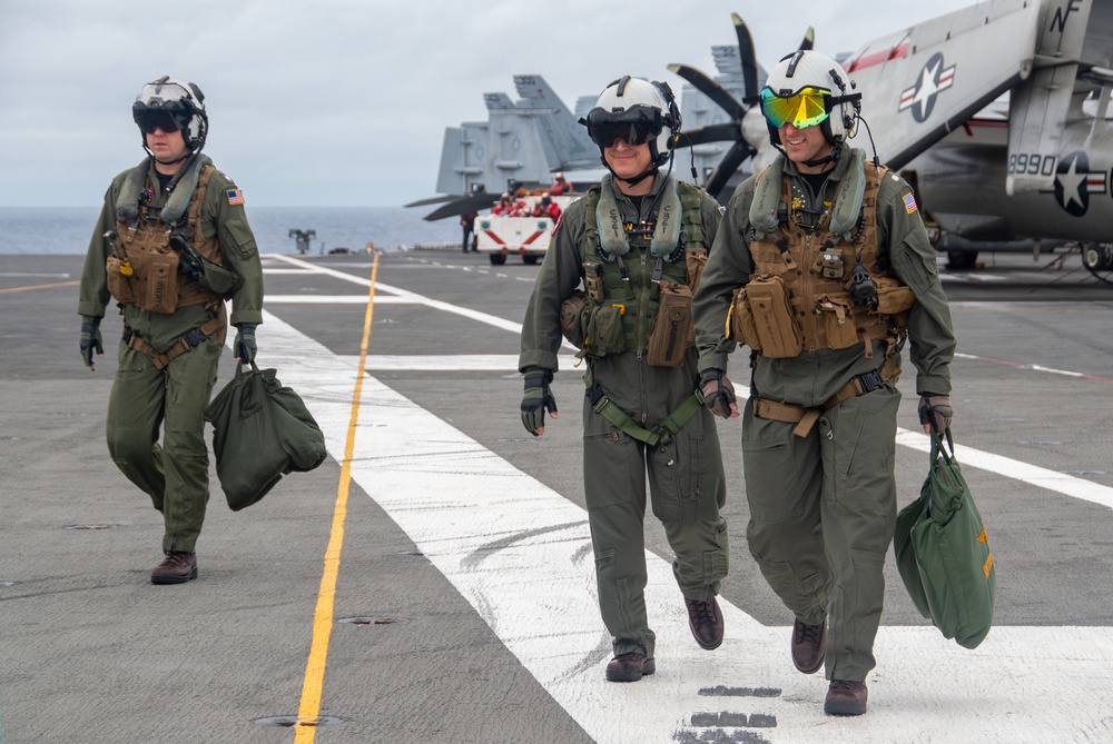 DVIDS - Images - USS Ronald Reagan (CVN 76) conducts change of command ...
