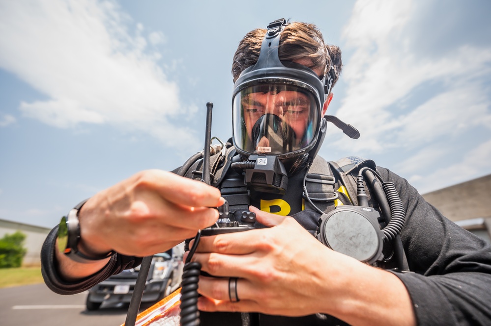 DVIDS - Images - CST trains in Camden [Image 6 of 13]