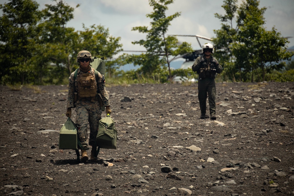 DVIDS - Images - SHINKA | CLB-4 Conducts HST Operations [Image 6 of 8]