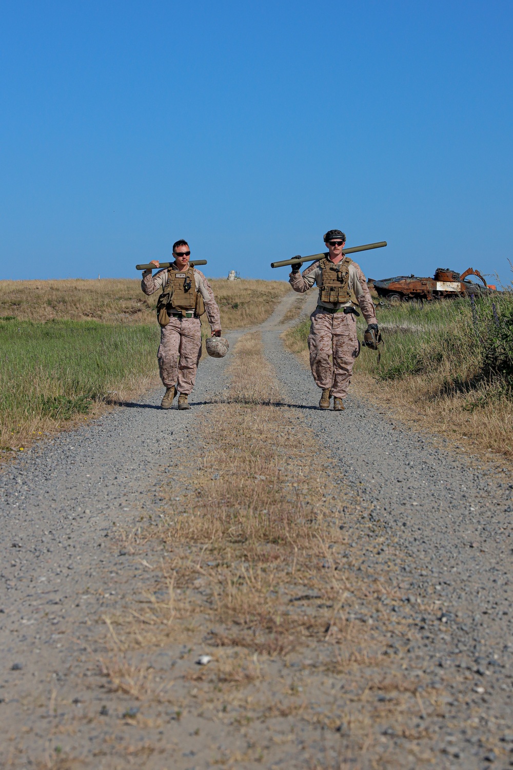 DVIDS - Images - 1st CEB conducts explosive breaching training [Image 1 ...