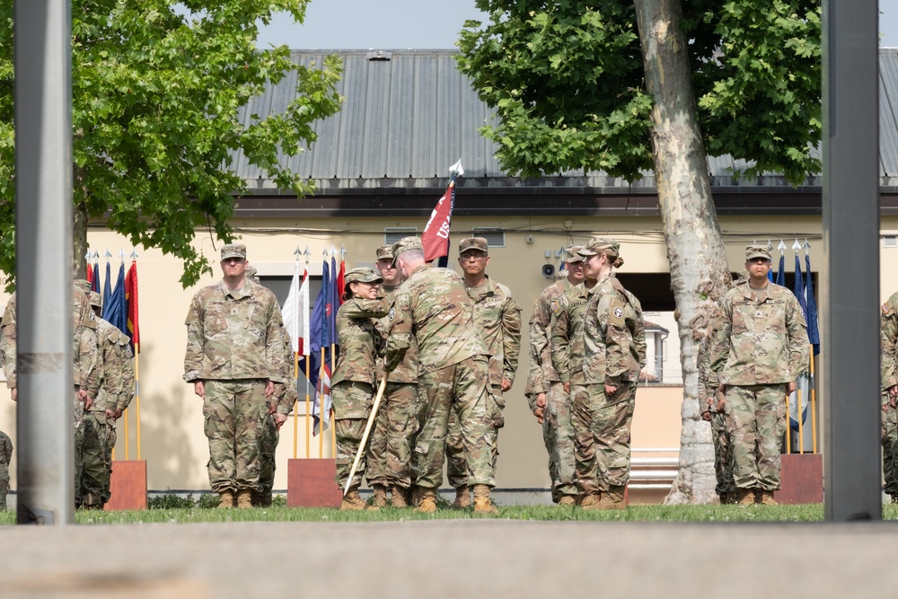 DVIDS - Images - Assuming Command [Image 2 of 2]