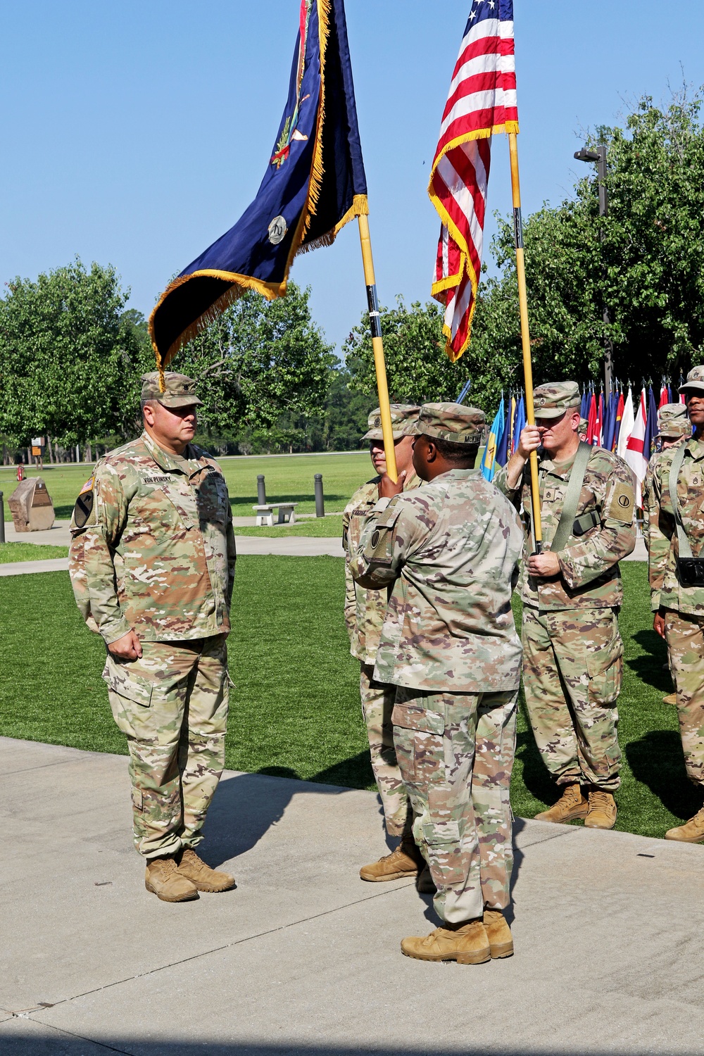 DVIDS - Images - 2-347th Training Support Battalion Relinquish of ...