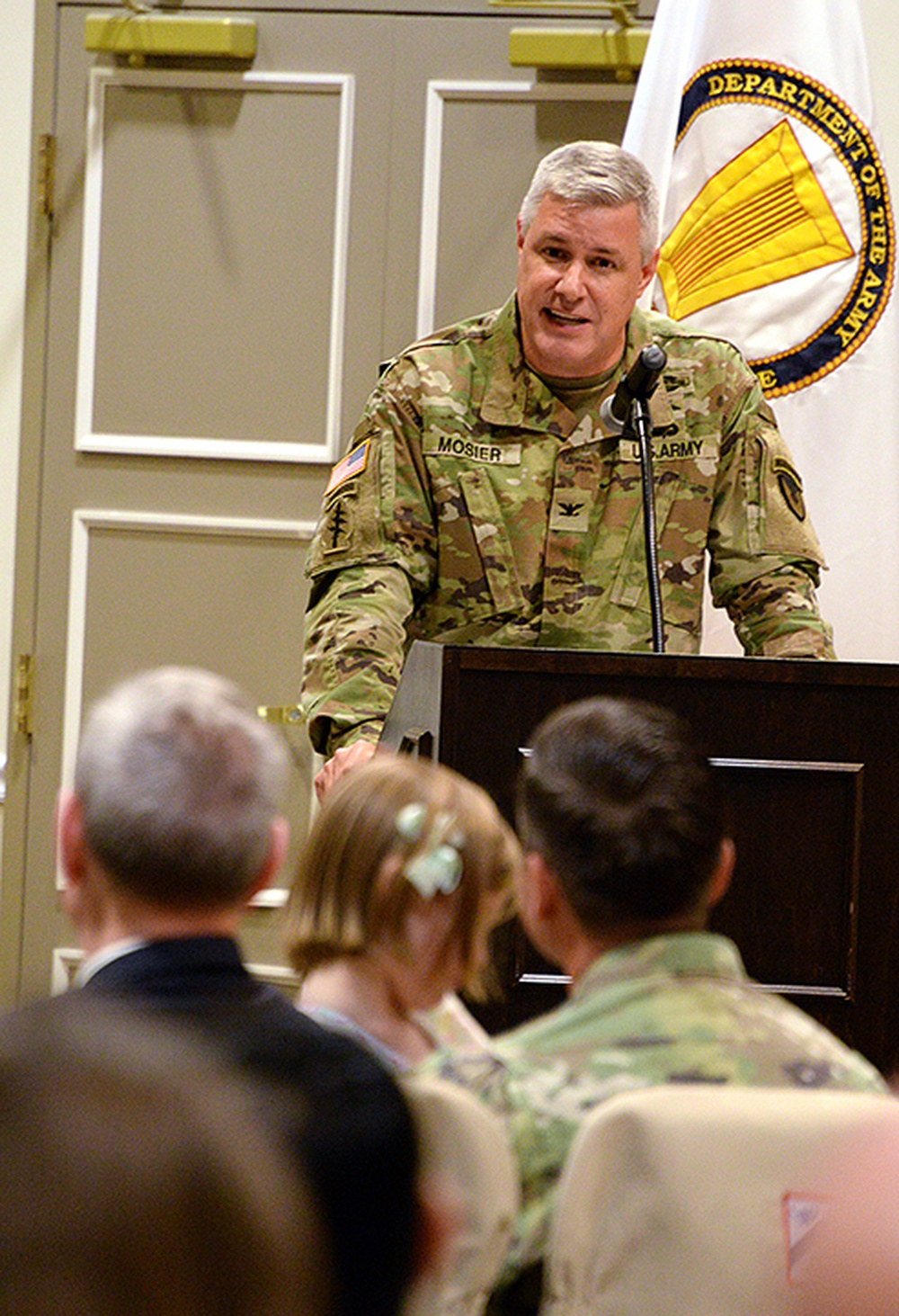 DVIDS - Images - Fort Leavenworth Garrison welcomes new commander ...