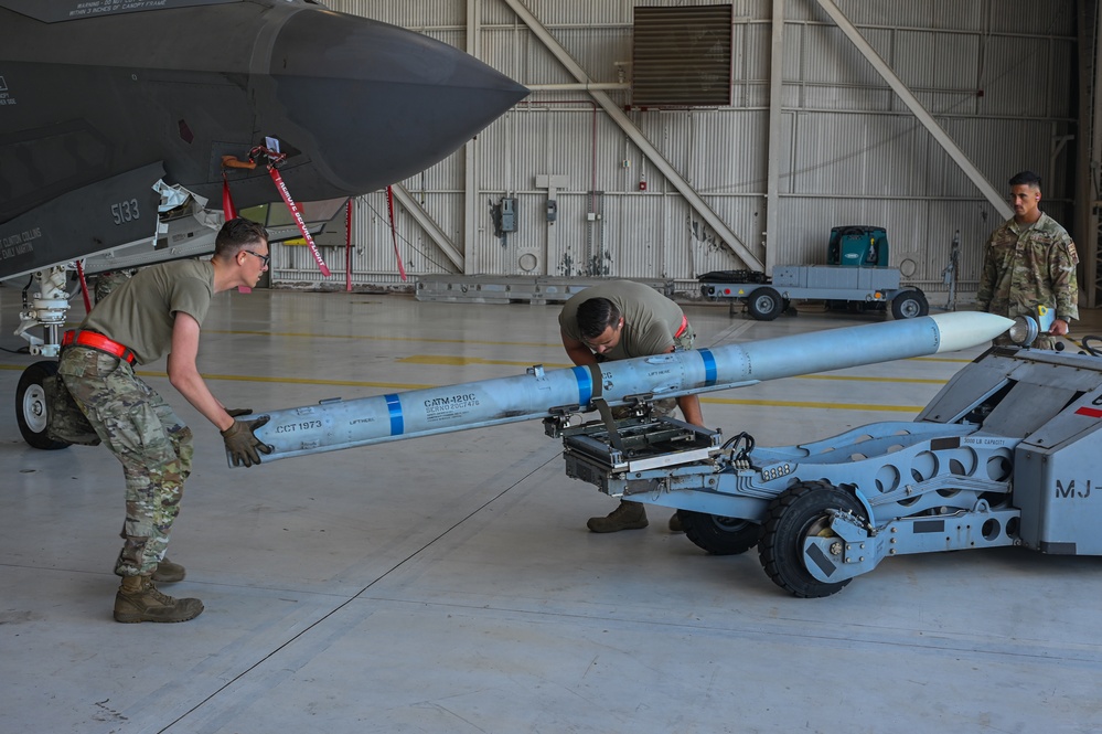 DVIDS - Images - Second Quarter Load Competition 2023 [Image 3 of 5]