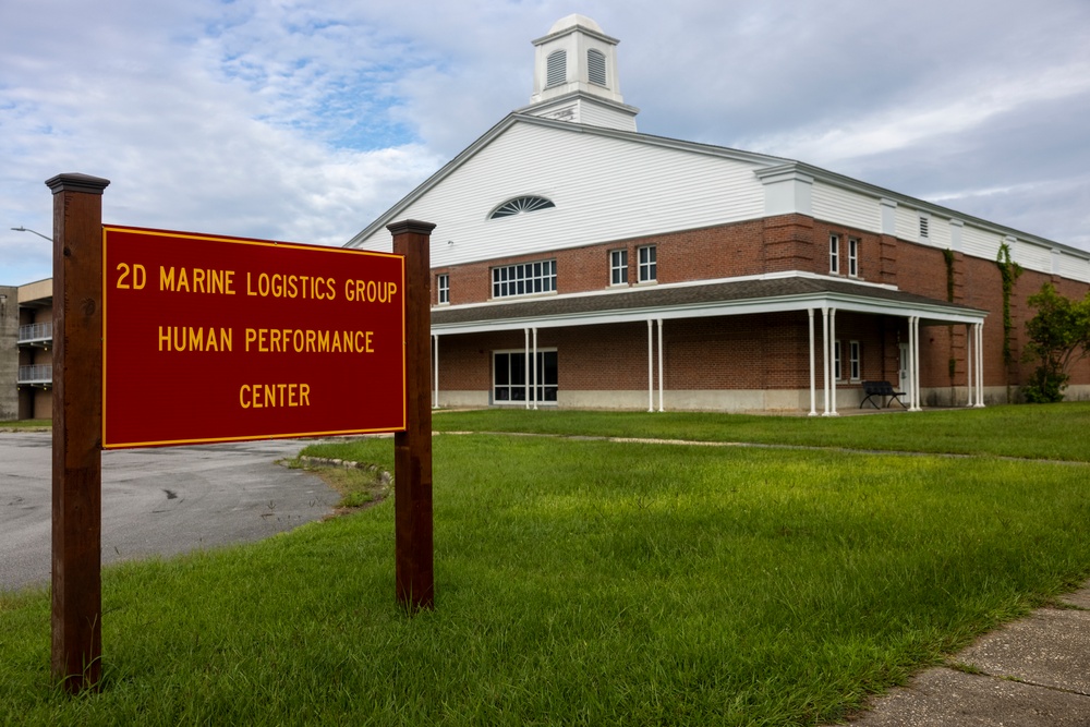 DVIDS - Images - 2nd Marine Logistics Group Builds Human Performance ...