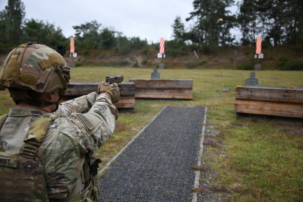 DVIDS - Images - USAREUR-AF Best Squad Competition [Image 10 of 10]