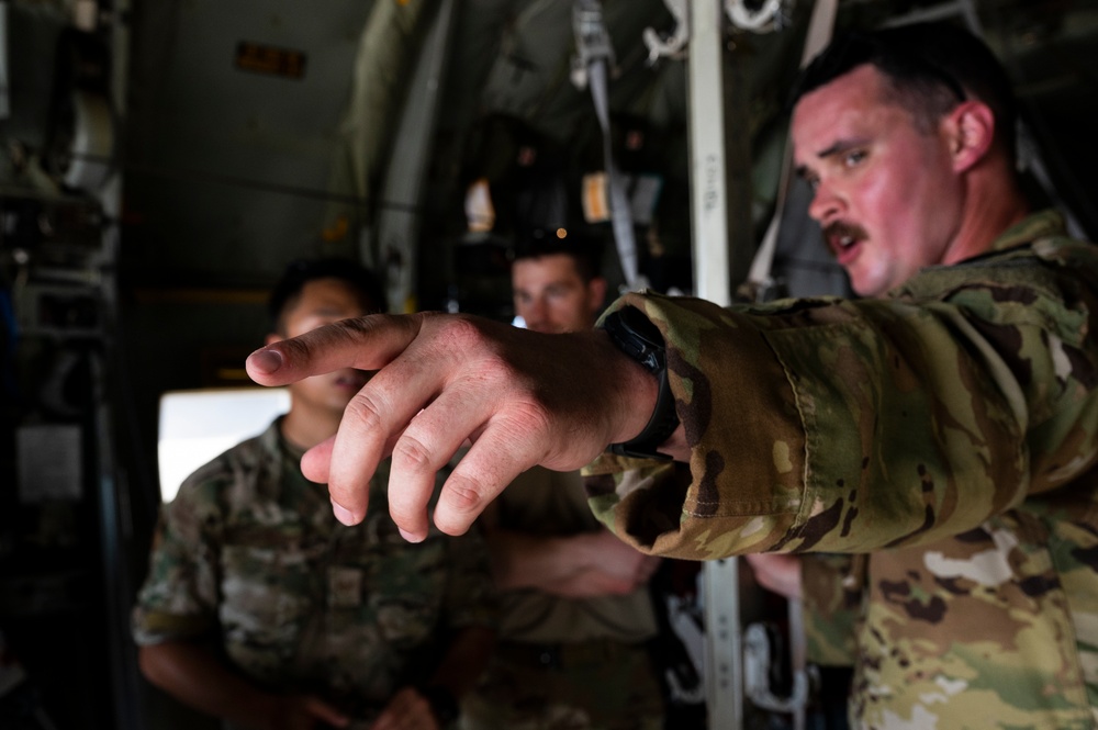 DVIDS - Images - MG23: U.S., JASDF hone in-flight care skills [Image 3 ...