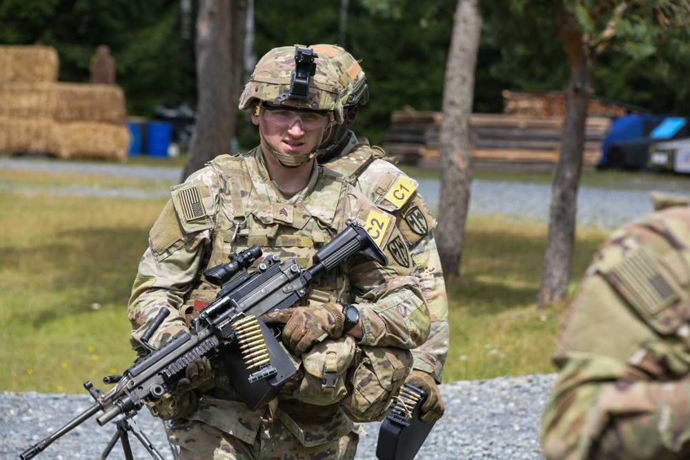 DVIDS - Images - USAREUR-AF Best Squad Competition 2023 M249 Range [Image 4 of 7]