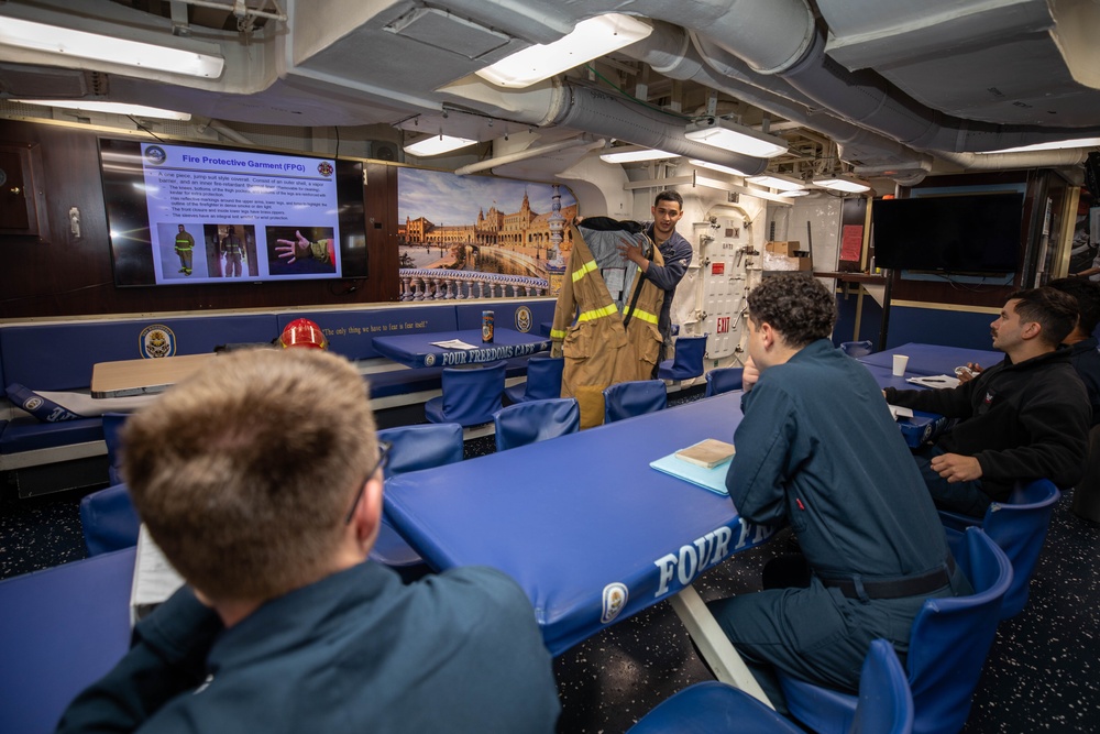 DVIDS - Images - Roosevelt is on a scheduled deployment in the U.S ...