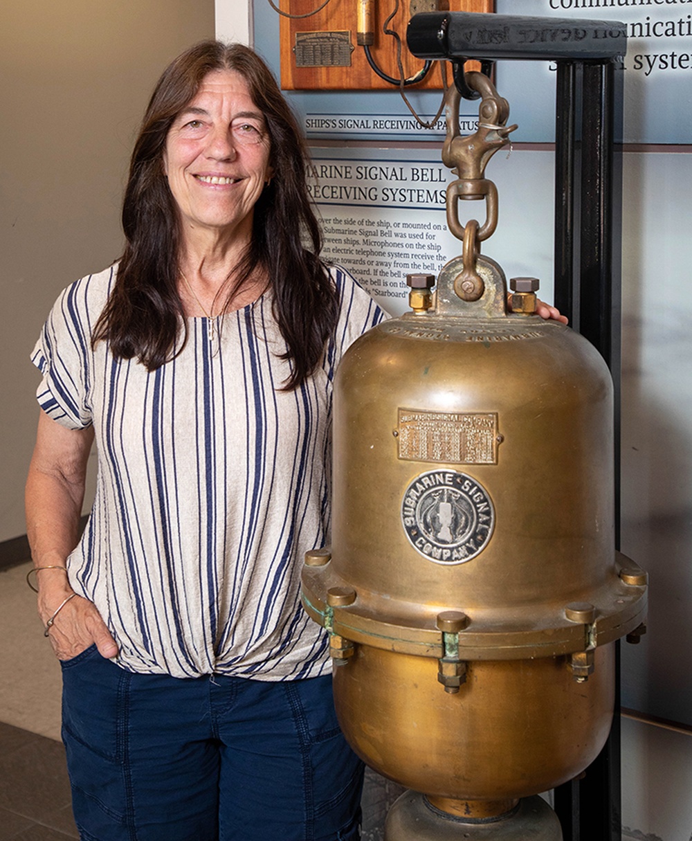 DVIDS - News - NUWC Division Newport engineer wins Leaders and ...