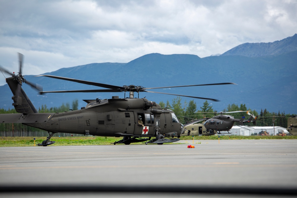DVIDS - Images - Aerial Support Masters: VMGR-152 Refuels UH-60 Black ...