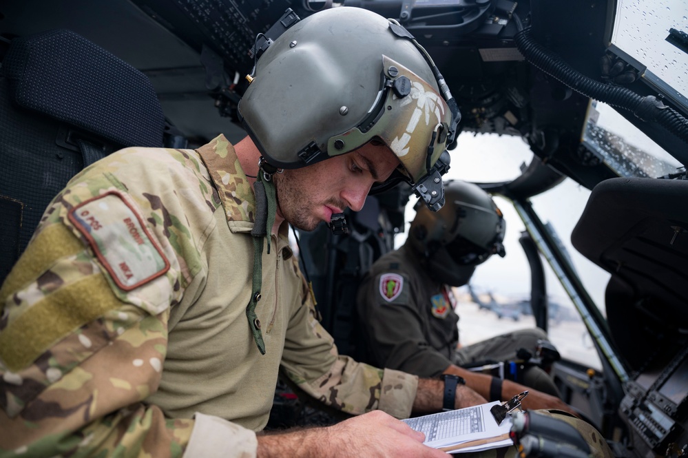 DVIDS - Images - Helos vs. F-16s – 34th WPS [Image 13 of 13]