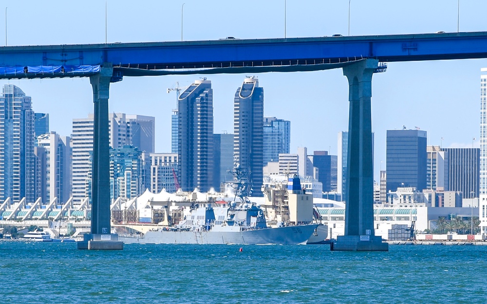 DVIDS - Images - USS John S. McCain returns to San Diego [Image 2 of 2]