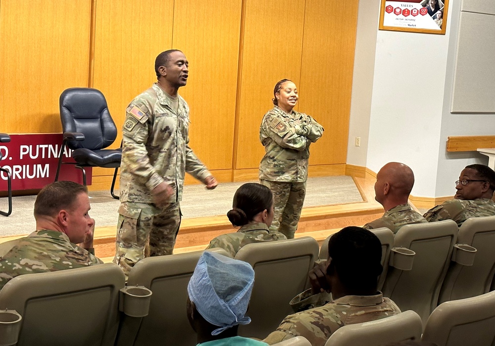 DVIDS - Images - Army and Air Force Enlisted Leaders Visit BAMC