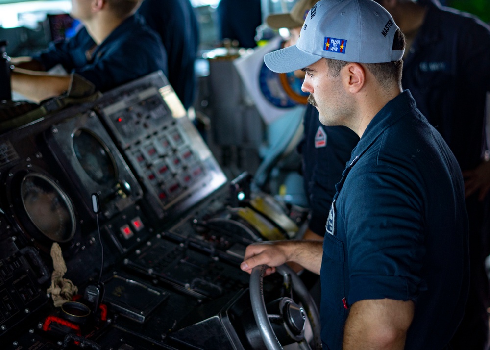 DVIDS - Images - USS Porter Conducts Replenishment At Sea with USNS ...