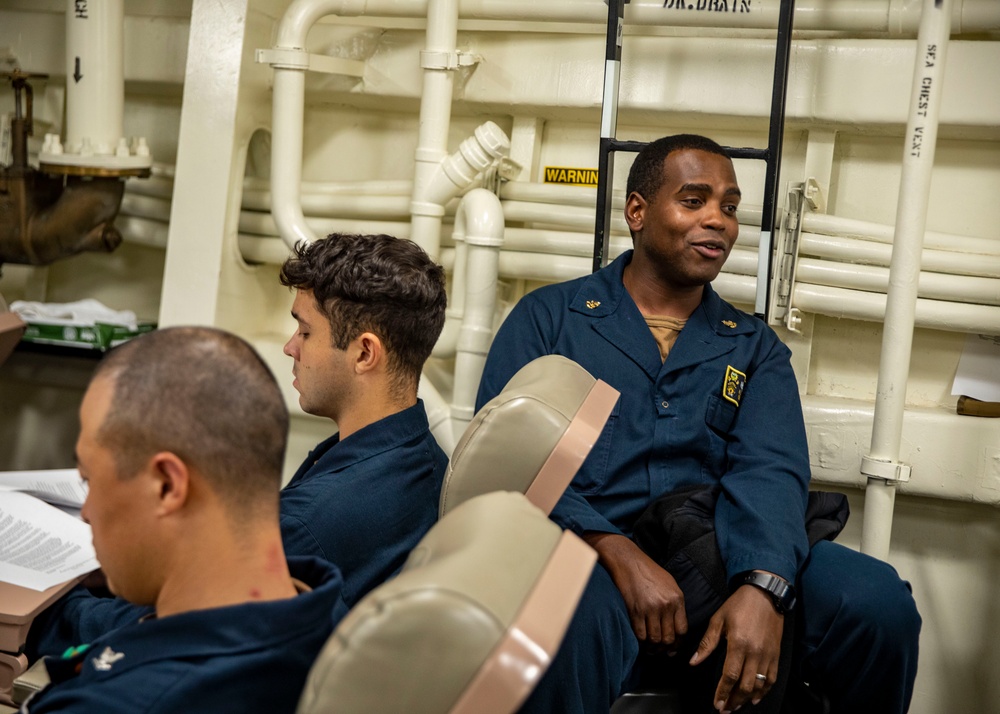 DVIDS - Images - Sailors Aboard USS John Finn (DDG 113) Conduct ...