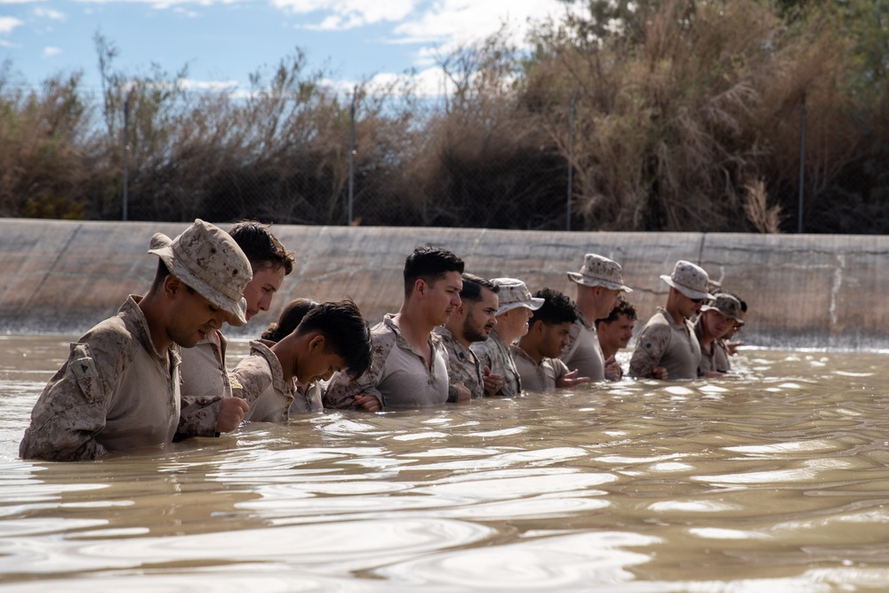 DVIDS - Images - CLB-15 Conducts Fording Ops During RUT [Image 1 of 5]