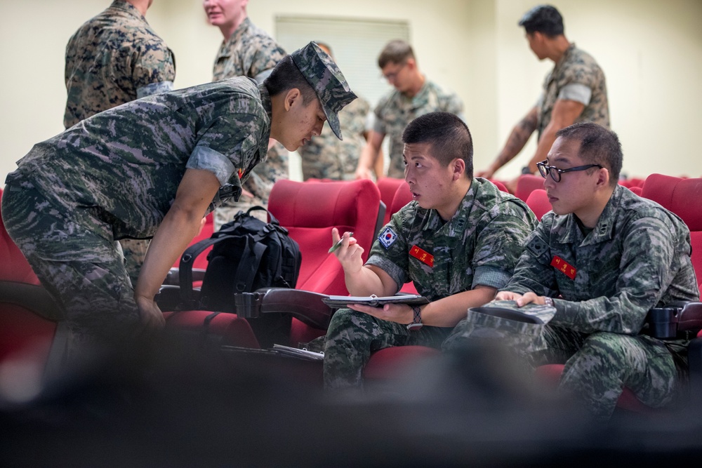 DVIDS - Images - 2d LAAD and ROKMC exchange expertise during KMEP 23 ...