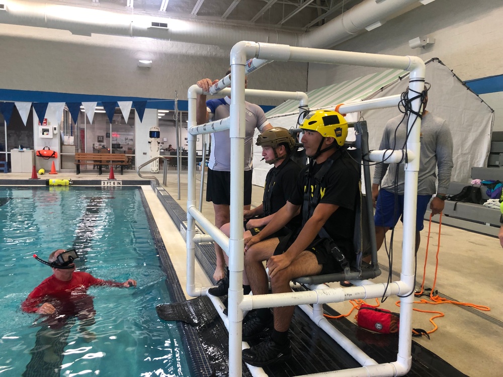 DVIDS - Images - Dunker Training [Image 9 of 9]