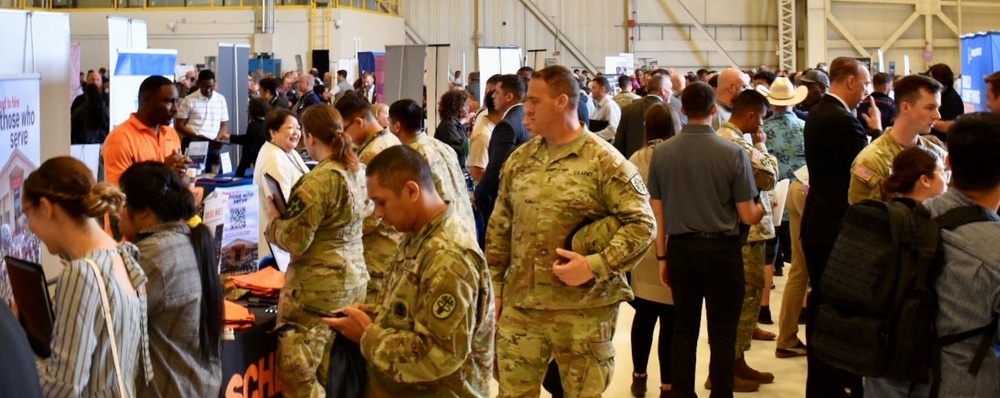 DVIDS - News - Career summit prepares JBLM service members for life ...