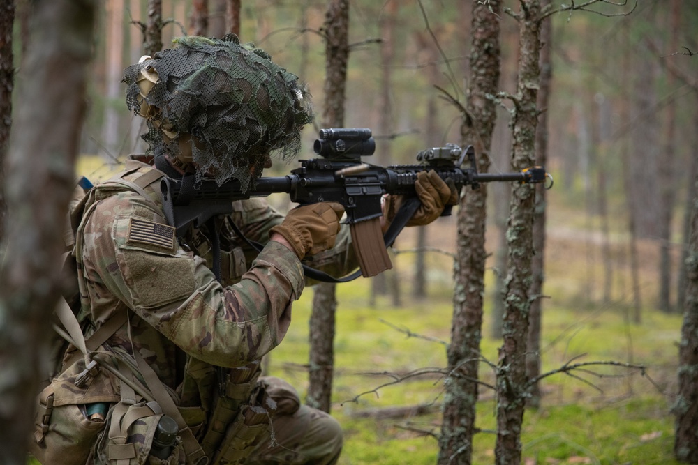 DVIDS - Images - Task Force Marne infantryman execute offensive ...