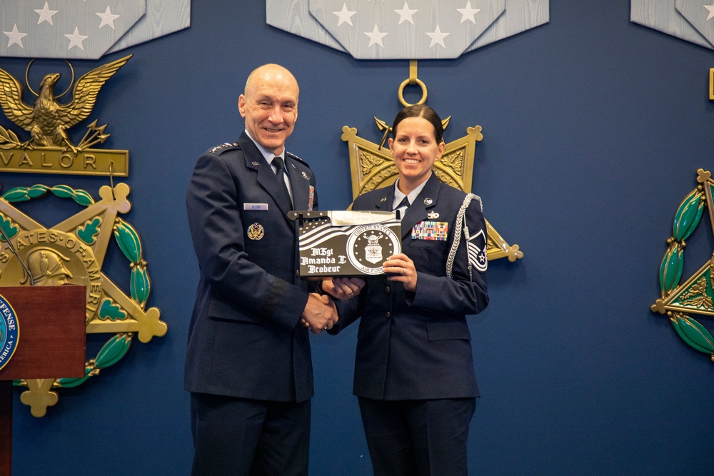 DVIDS - Images - Enlisted Aides recognized at Pentagon ceremony [Image ...