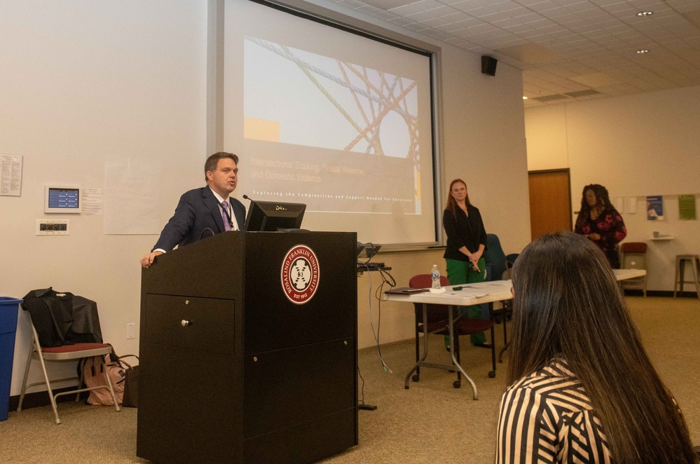 DVIDS - Images - Great Lakes Joins with Local Officials on DVAM Event ...