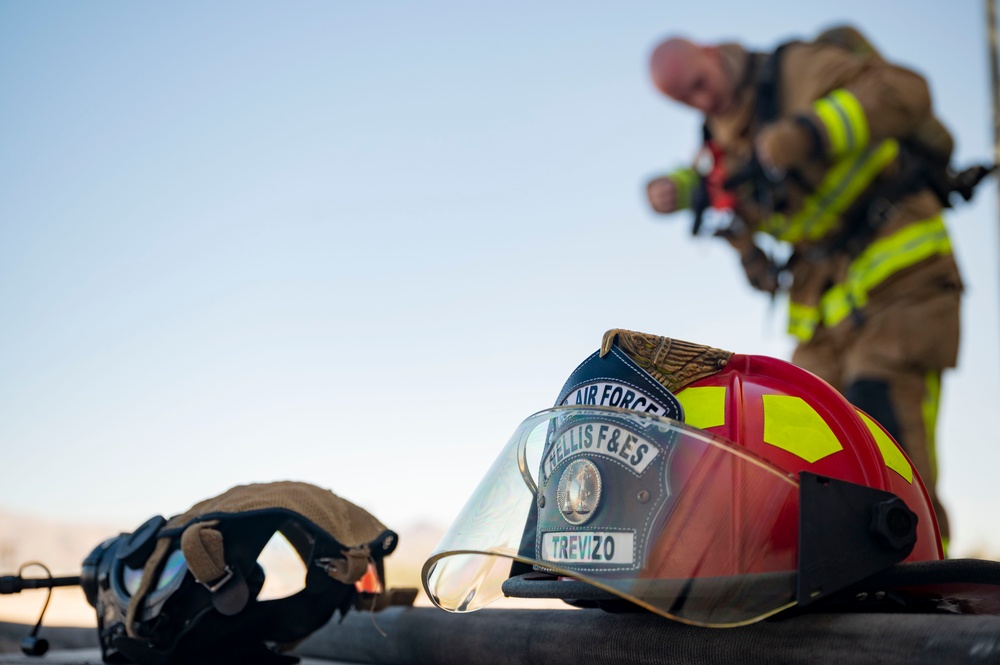 DVIDS - Images - 99th CES: Structural Fire Training [Image 2 of 5]