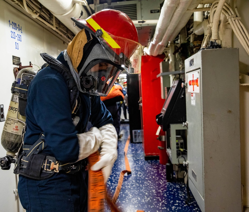 DVIDS - Images - USS Robert Smalls (CG 62) Conducts General Quarters ...