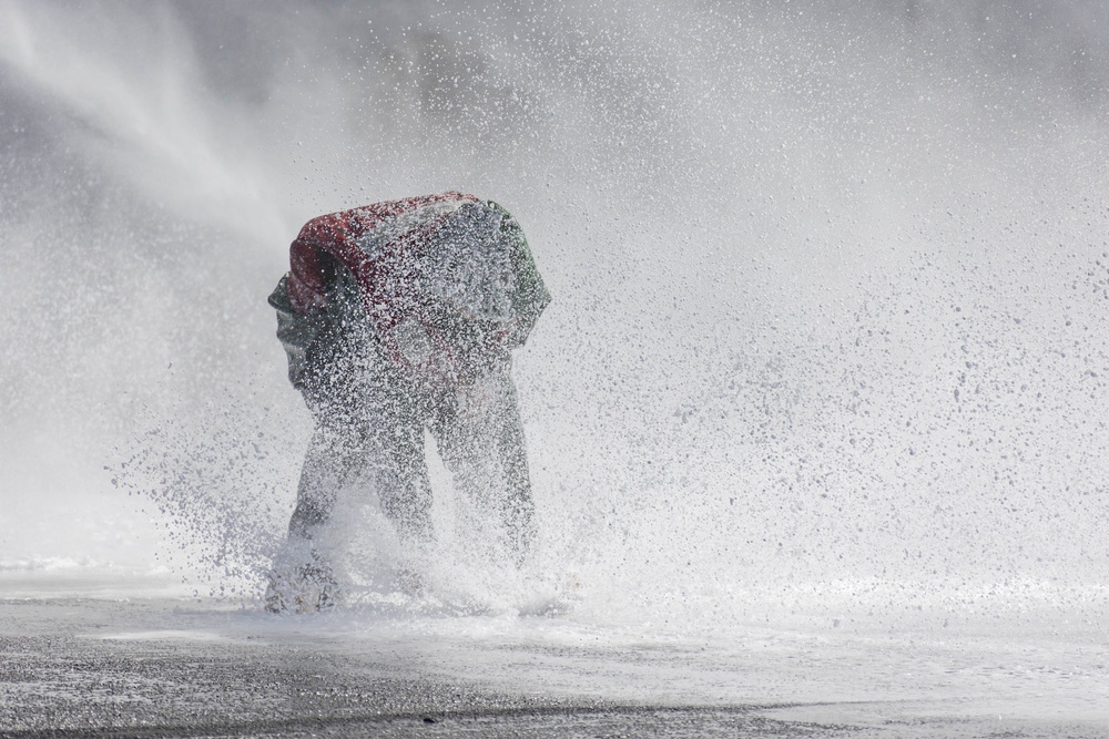 DVIDS - Images - Abraham Lincoln conducts flight deck AFFF tests [Image ...