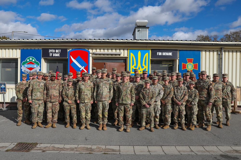 DVIDS - Images - Daniel Hokanson, Chief of the National Guard Bureau ...