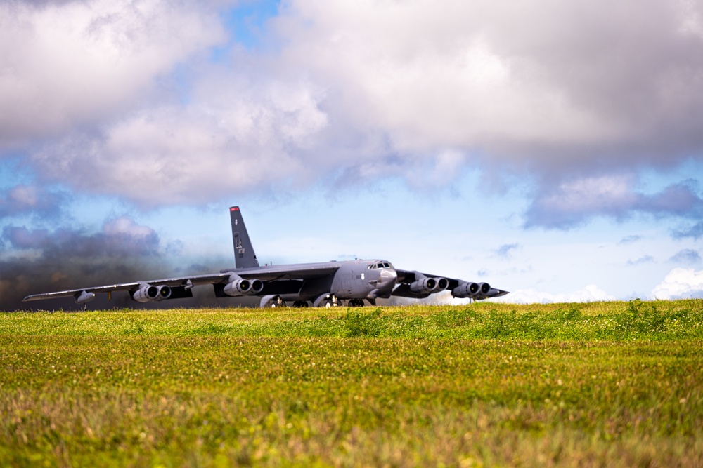 DVIDS - Images - B-52H Stratofortress Support BTF Integration Mission [Image 1 of 3]