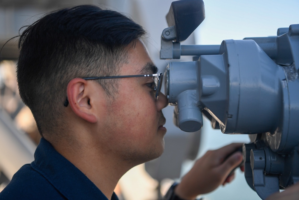 DVIDS - Images - Standing the Watch! [Image 4 of 4]