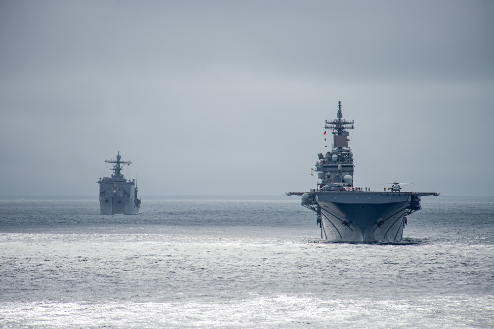 DVIDS - Images - USS Boxer Conducts Flight Quarters At Sea [Image 4 of 6]