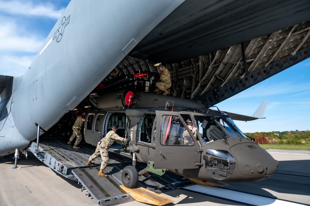 DVIDS - Images - 758th AS loadmasters lend a hand during joint UH-60 ...
