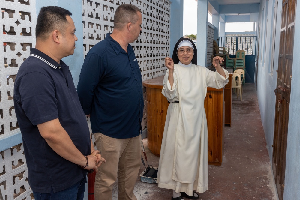 DVIDS - Images - Community outreach: 31st MEU chaplain delivers ...